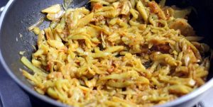 Aloo Parval Sabzi, Recipe of Aloo Parval Dry Sabji - WeRecipes