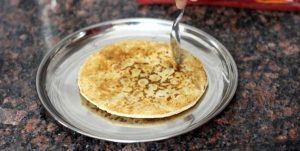 Gujarati Bhakri Recipe, How to make Gujarati Bhakri - WeRecipes