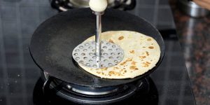 Gujarati Bhakri Recipe, How to make Gujarati Bhakri - WeRecipes