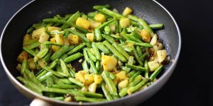 Gawar Aloo Sabzi (Cluster Beans Potato Curry), Gawar Batata