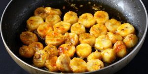 Banana Curry Recipe, Easy & Quick Pakke Kele Ki Sabzi