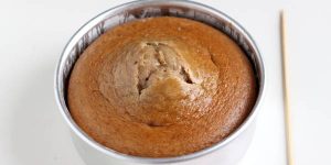 Easy Cake Recipe in Pressure Cooker, Eggless Cake on Gas Stove
